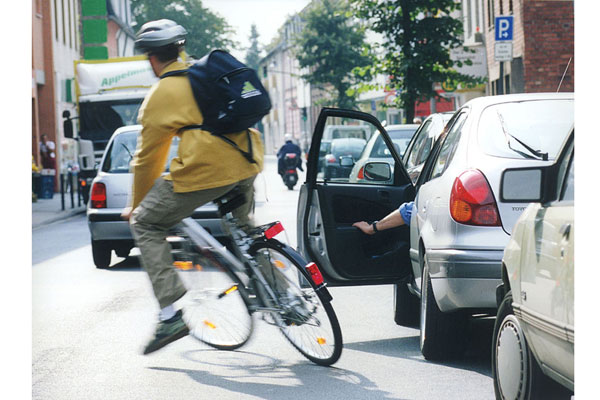 Beim_Ein_und_Aussteigen | Gesundheit.SI